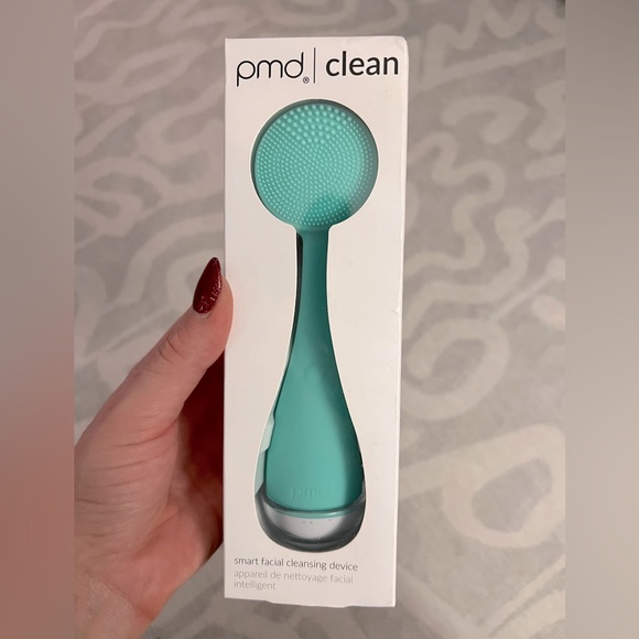 PMD | Skincare | Pmd Clean Smart Facial Cleansing Device | Poshmark